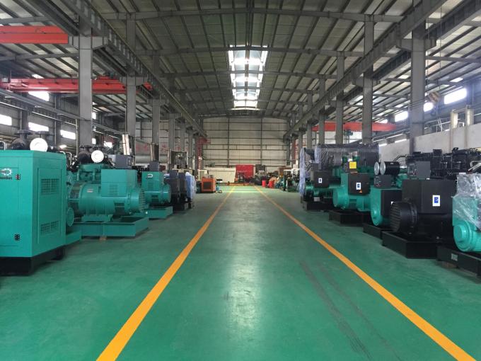 Heavy Duty Edg Emergency Diesel Generator 800kw Three Phase Cummins ...