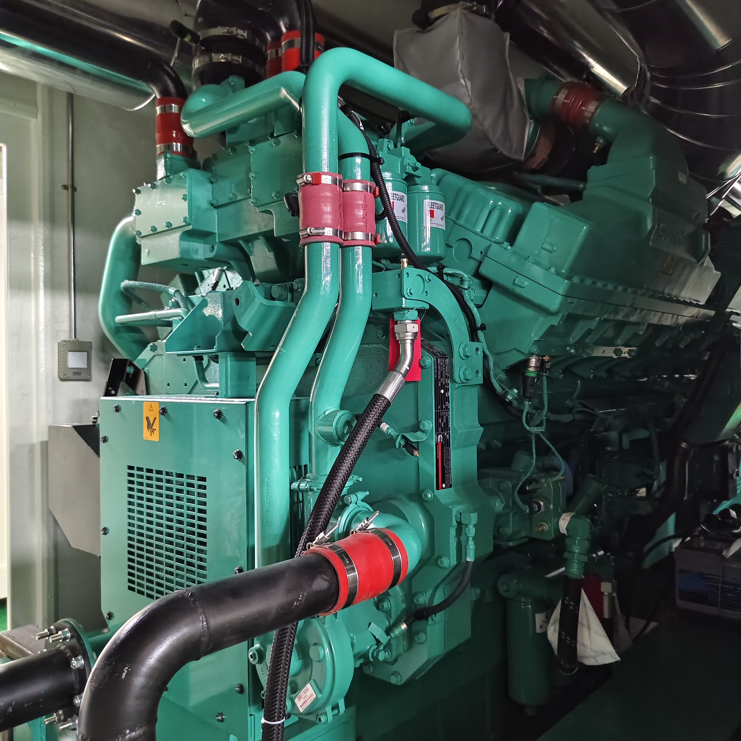 1500kw Cummins Diesel Generator Set 1875kva 50Hz Containerized ...